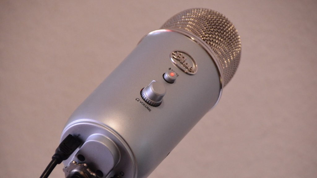 ENJOY FREEDOM WHICH RECORDING WITH THE HELP OF BLUE YETI SHOCK MOUNT ...
